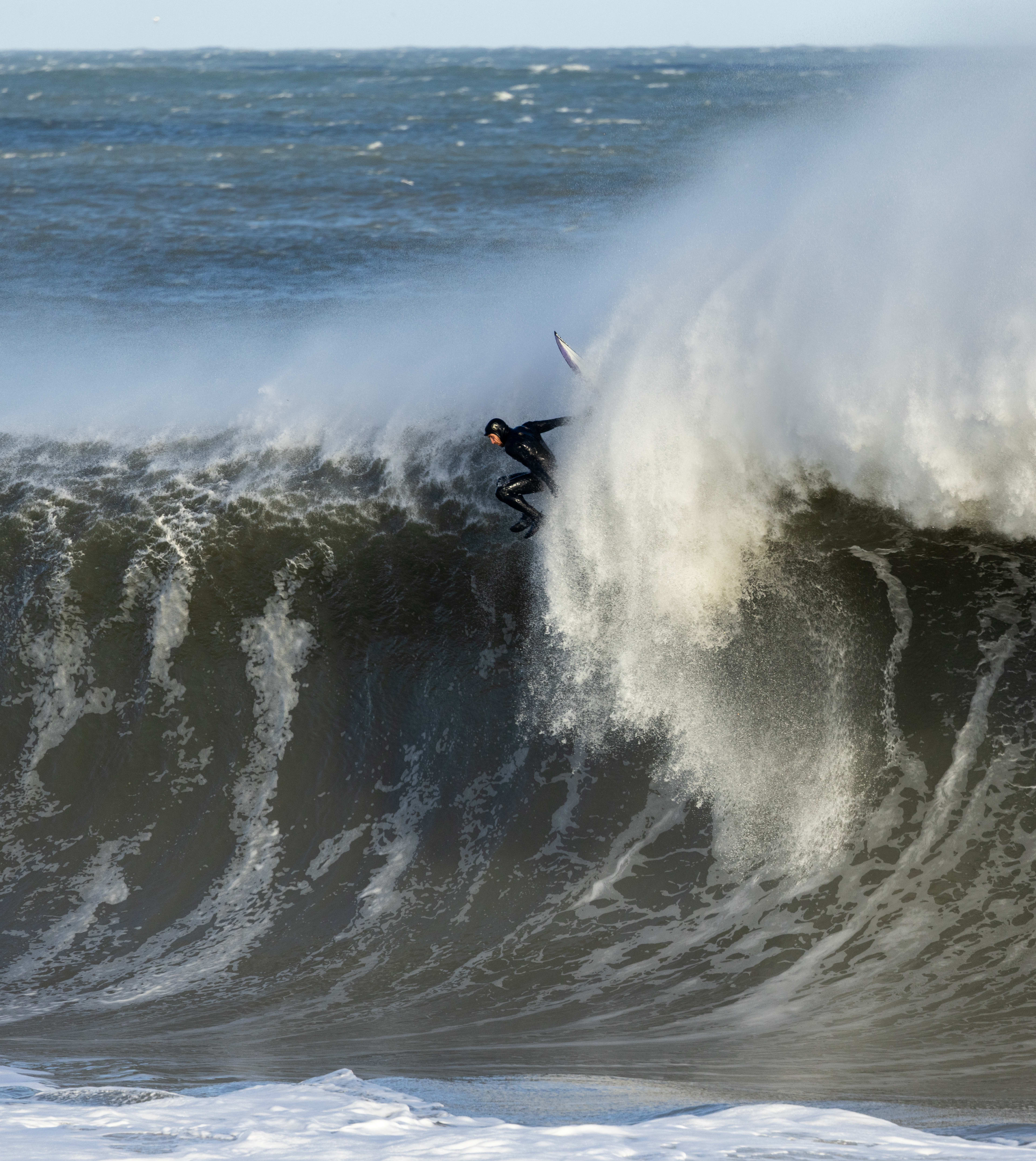 VIDEO: Surfer’s Airdrop of Death in Worst Wipeout from Historic New ...