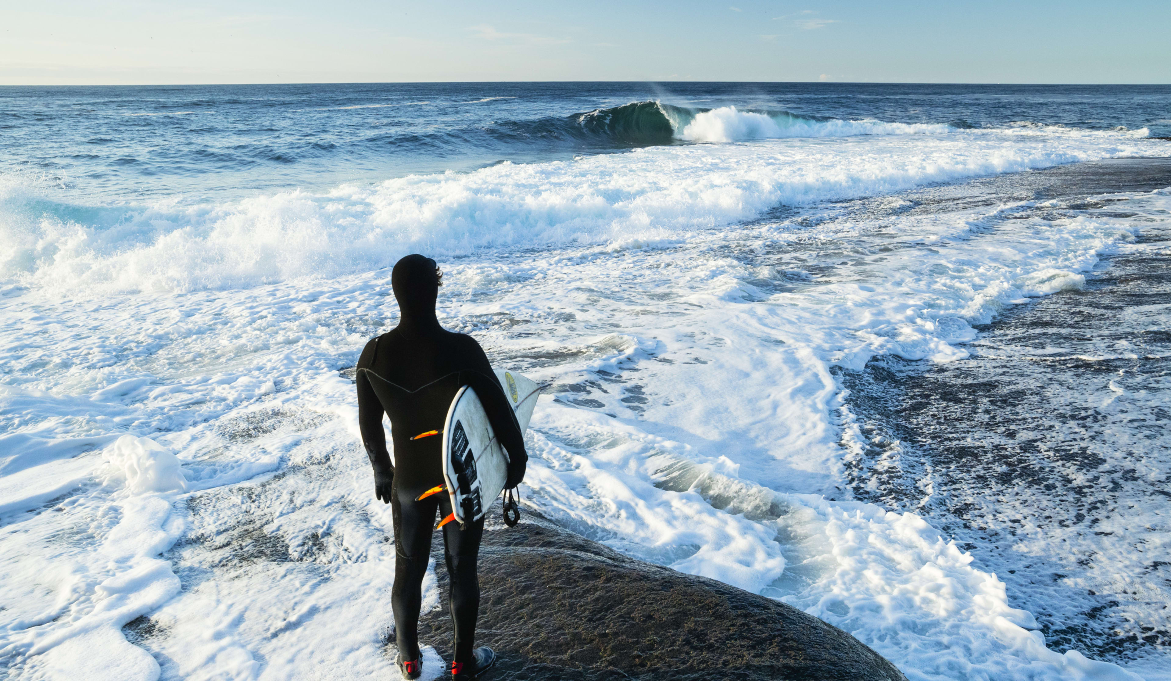Surfing 101: How To Catch a Wave for the First Time