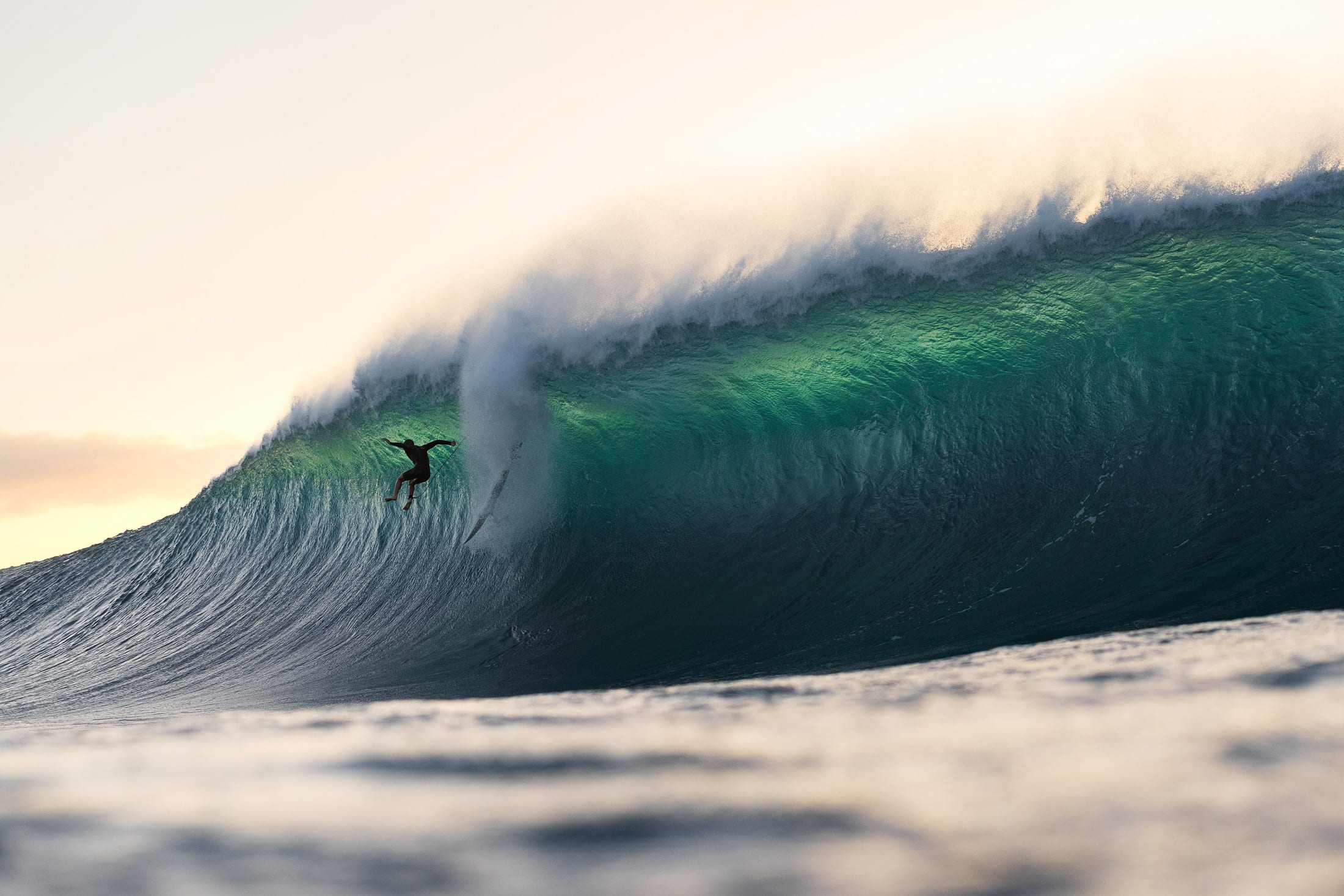 Wipeout Gallery: The Worst Fails and Bails at Pipeline