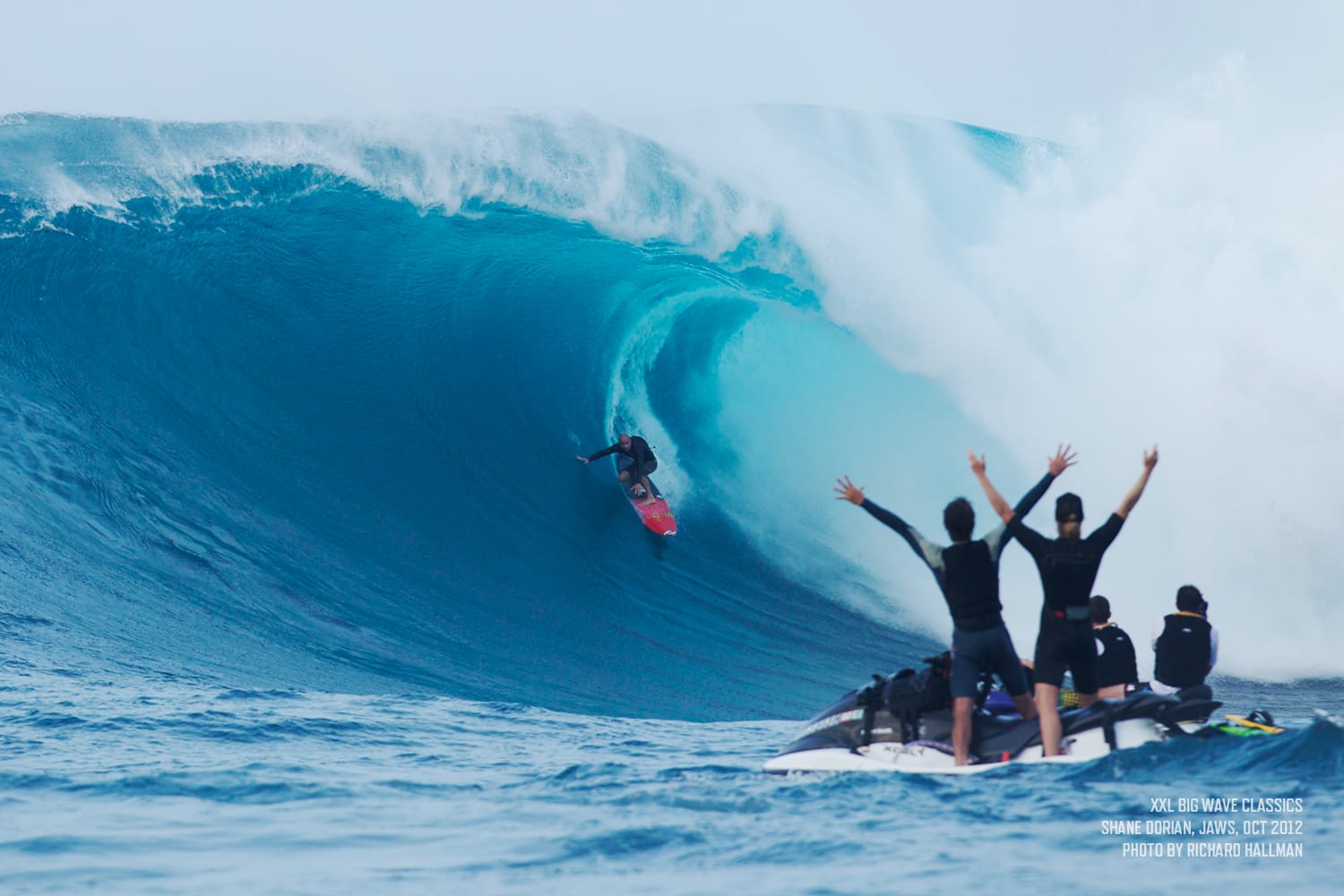 10 of the Best Big Wave Surfing Photos Ever Taken - Surfer