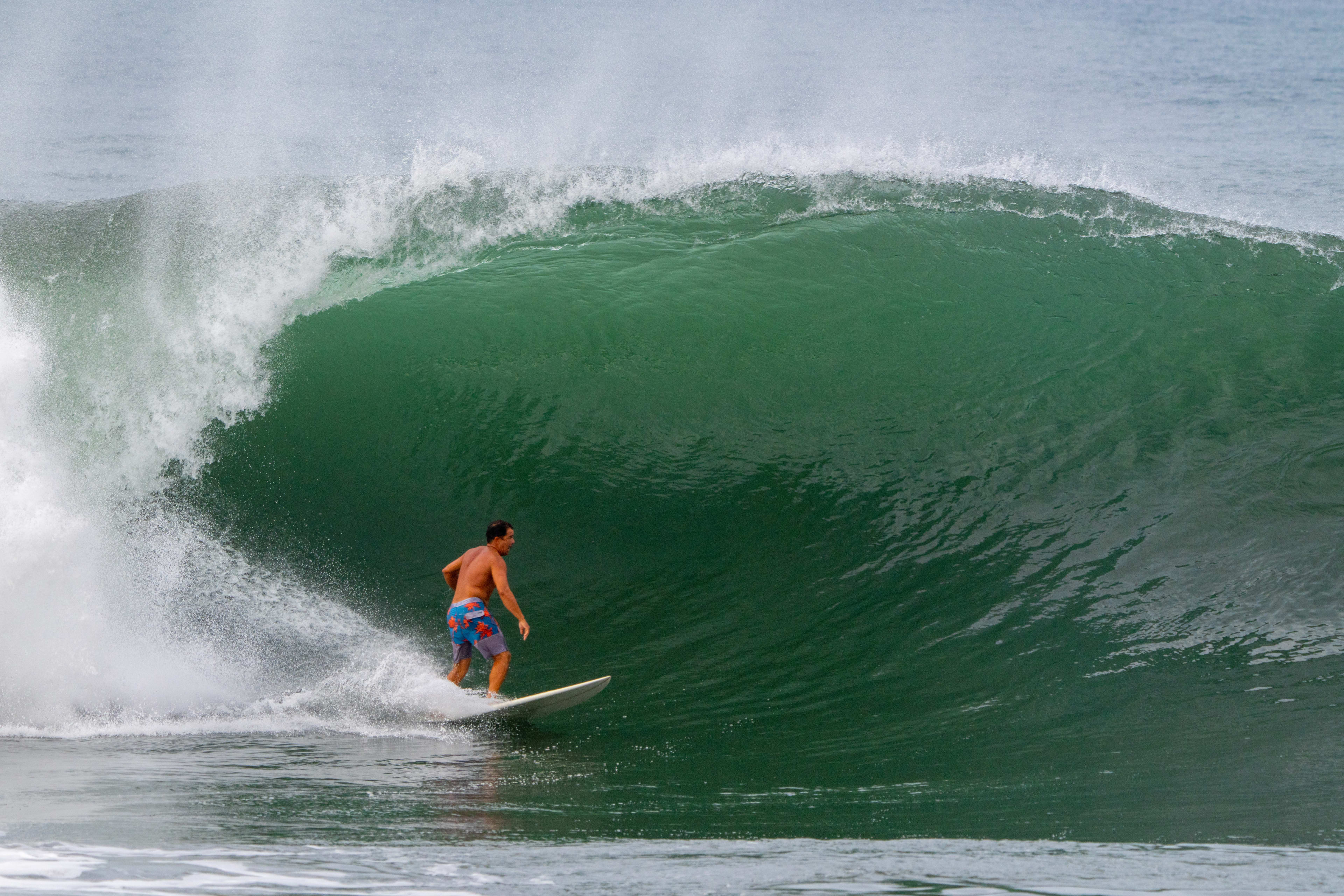 Gallery: Winter Swells Bring Magic To Hawaii's Outer Islands