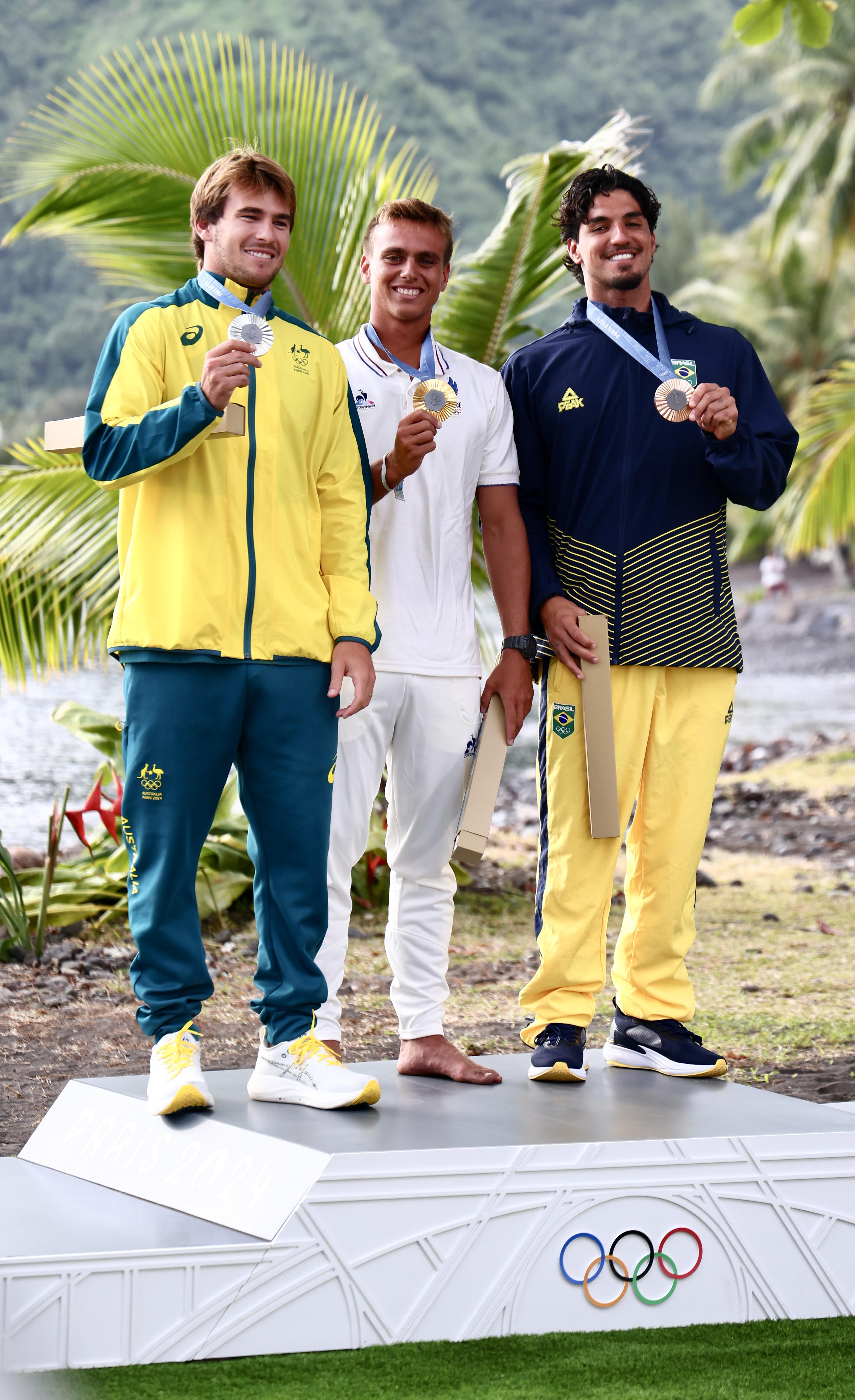 Hometown Hero Kauli Vaast Wins Olympic Surfing Gold in Tahiti - Surfer