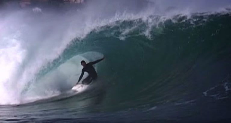 Watch: The Inside Scoop on All-Time Mundaka With Kelly Slater, Andy ...